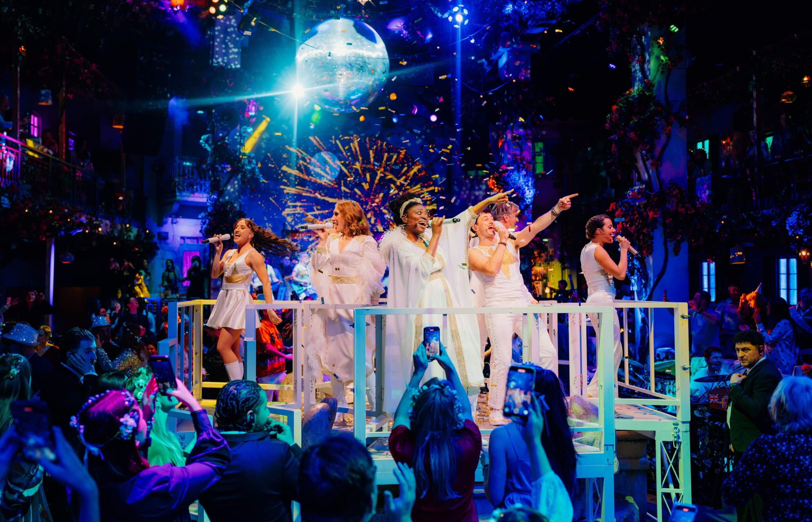 Nikos Taverna - Mamma Mia