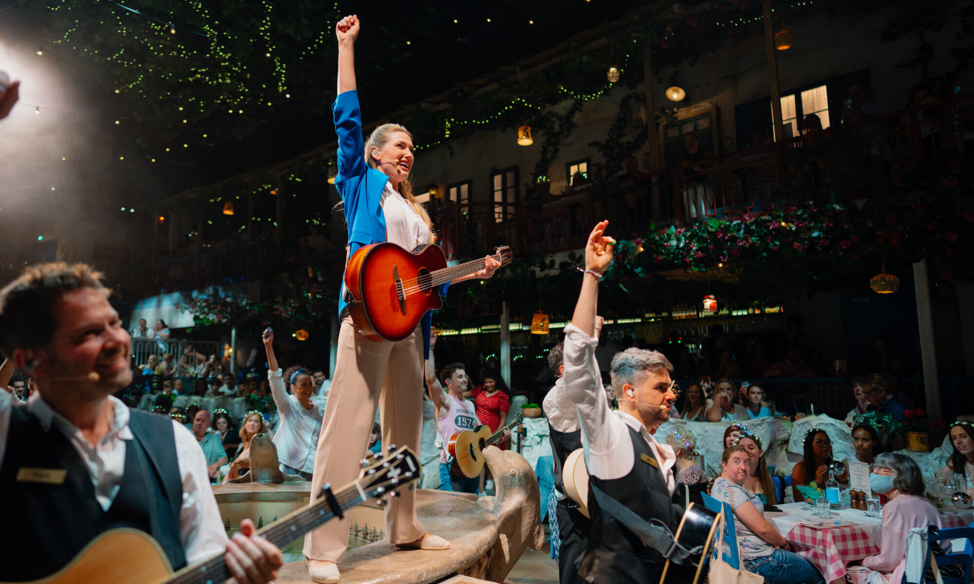 Nikos Taverna - Mamma Mia