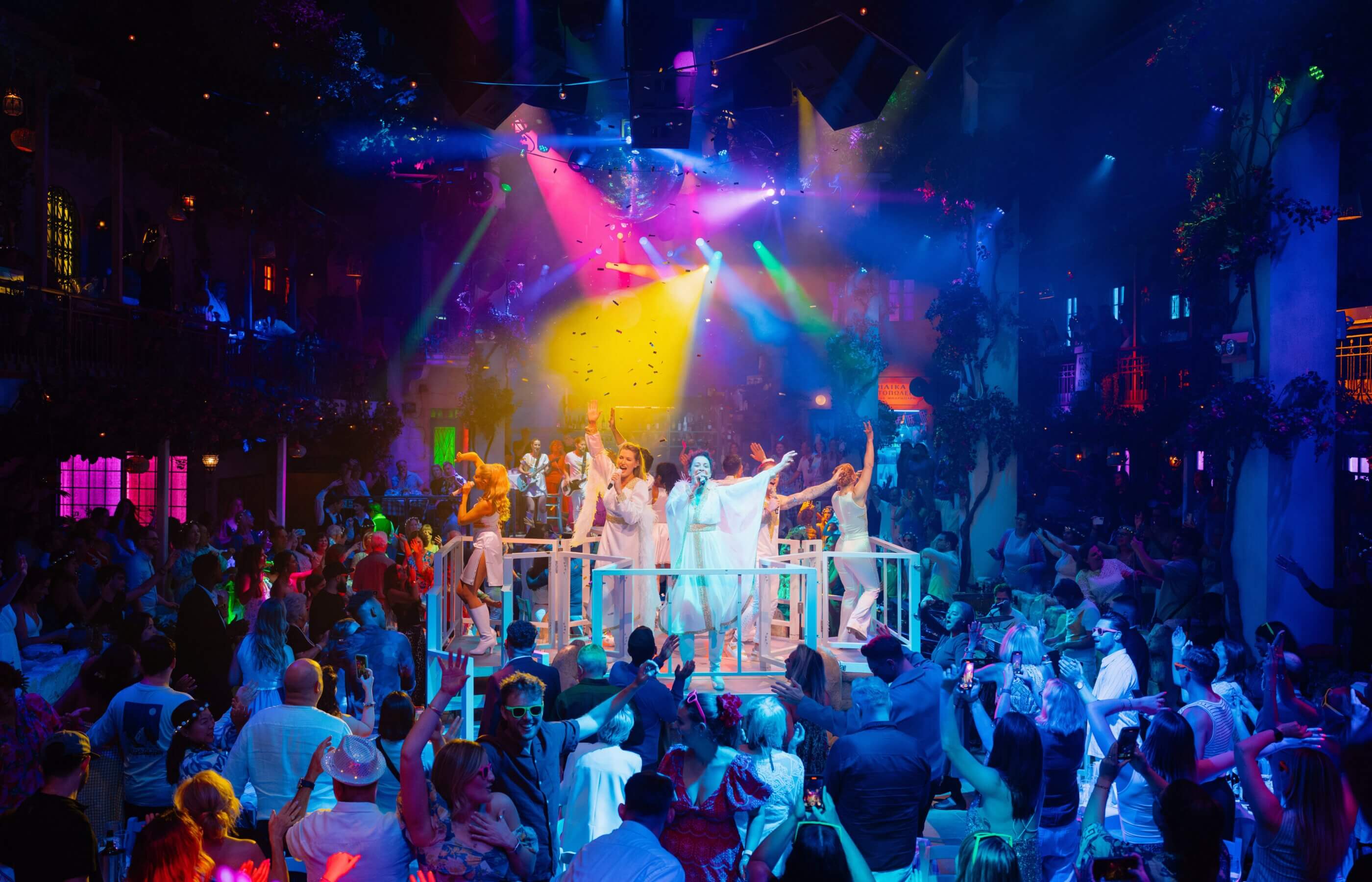 Nikos Taverna - Mamma Mia